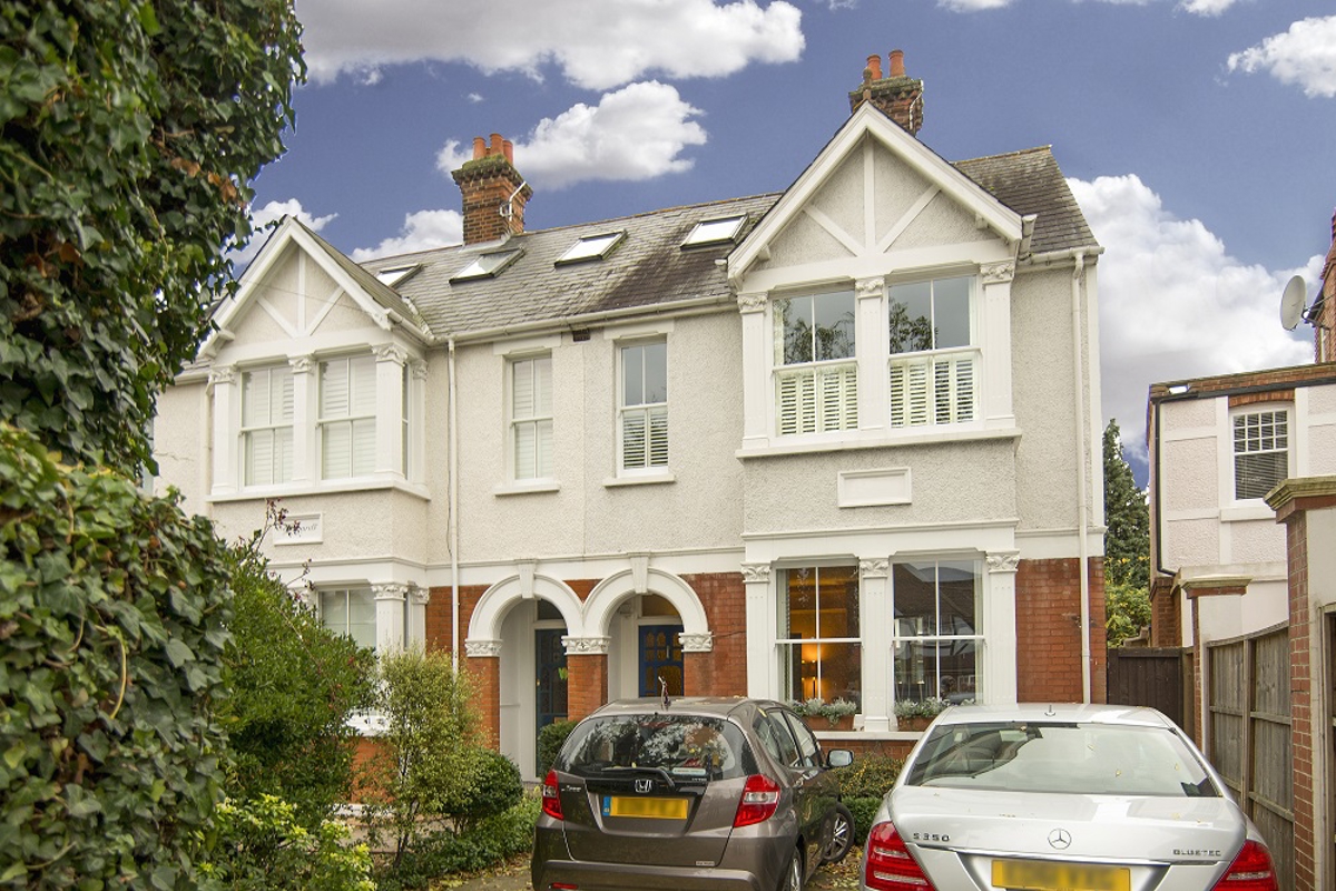 How to Maintain Your Sash Windows